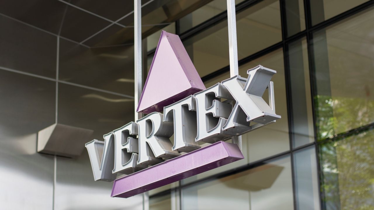 Vertex signs $100m CRISPR deal to use sickle cell treatment | Life ...